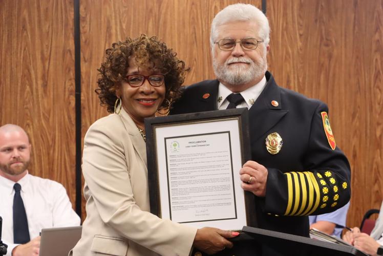 Greenwood City Council eyes updating salaries, swears in new fire chief ...