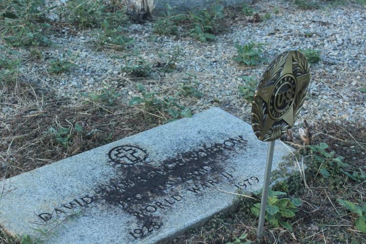 Scouts install grave markers for veterans at Edgewood Cemetery | News ...