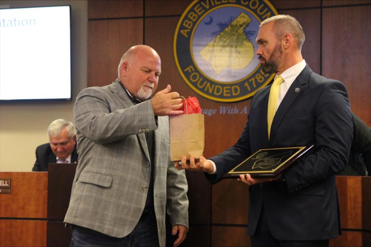 Abbeville County Council votes to offer director job to undisclosed ...