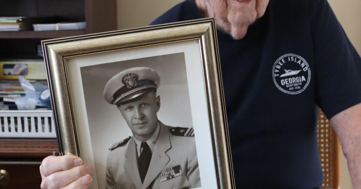 'Pure pandemonium': Greenwood resident was eyewitness to Pearl Harbor ...