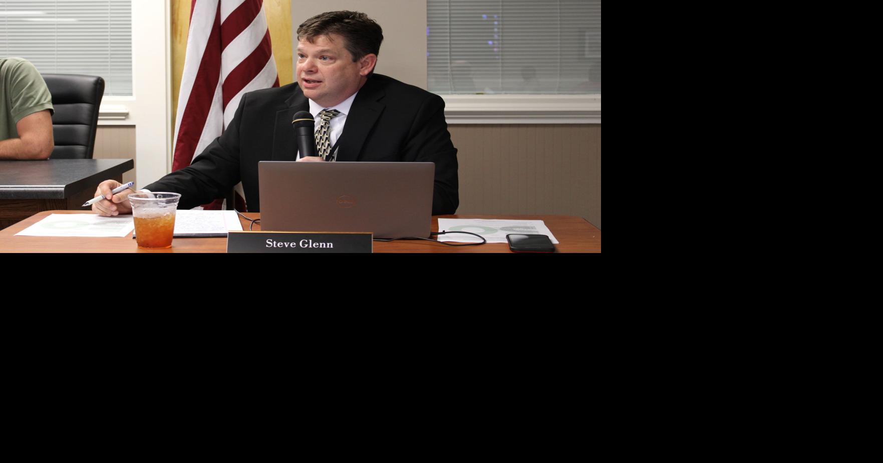 District 50 superintendent Steve Glenn gets commendable evaluation ...