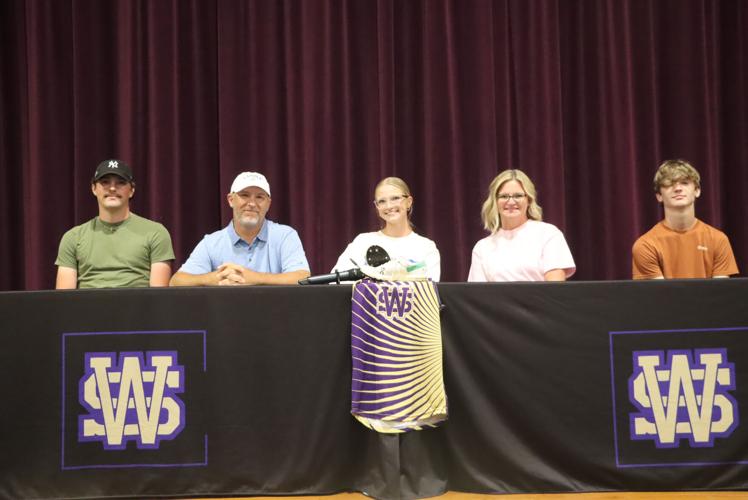 Ware Shoals' Ashlyn Coleman signs with Lander | Sports | indexjournal.com