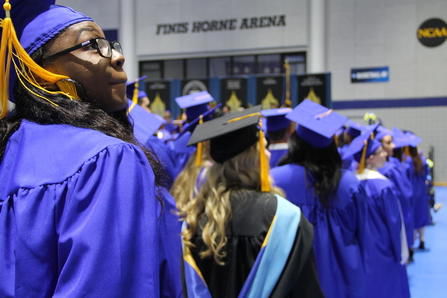 State Justice John Few tells Lander grads to be heroes | News ...