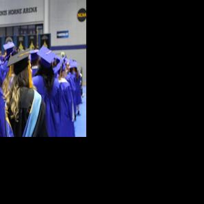 State Justice John Few tells Lander grads to be heroes | News ...