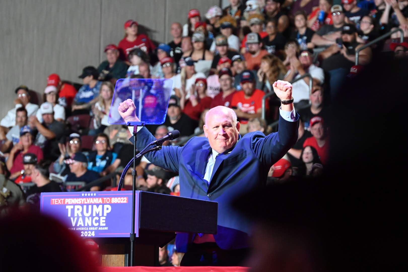 LIVE UPDATES: Donald Trump set to rally in Indiana | News ...