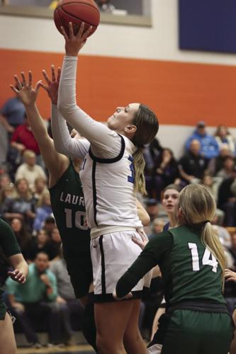 Panthers rally, finish off Laurel with bucket at buzzer to advance in ...