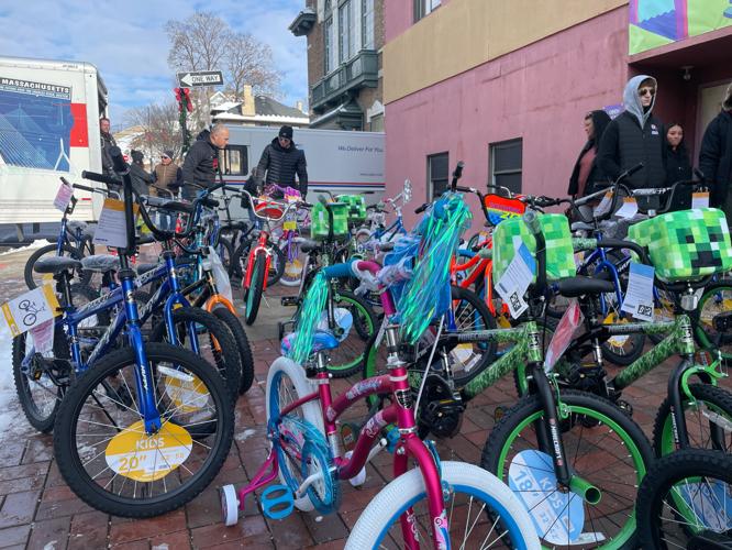 Free bikes given out to children in need at 'It's A Wonderful Life ...