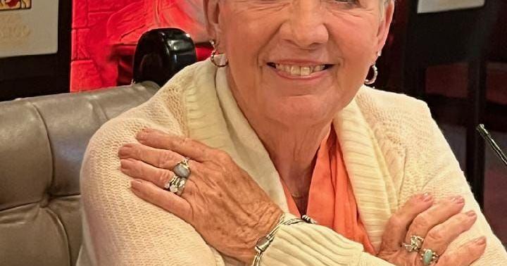 Delores 'Dee' Marie Hull | Obituaries | indianagazette.com