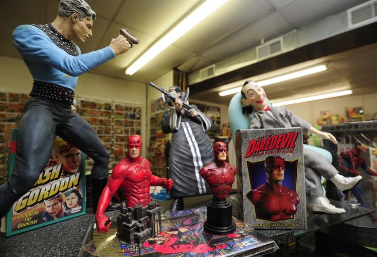 Comic collection: Wisconsin man has more than 200,000 comics ...