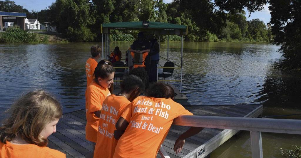 'Kops and Kids' camp teaches nature and life | Leisure | indianagazette.com
