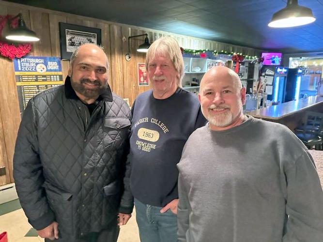 Franco and Dana Harris visit local Steinhouse Club | Community News ...
