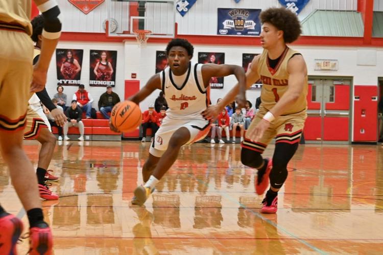 Webb brothers spearhead defense, lead Indiana to fourth straight win ...