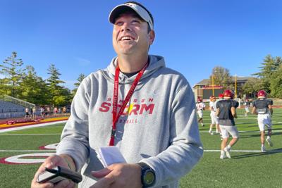 Simpson fields a new attitude and new coach for Homecoming | News ...