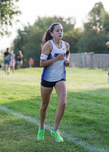 Indianola runs at own cross country meet | Sports | indianola-ia.com