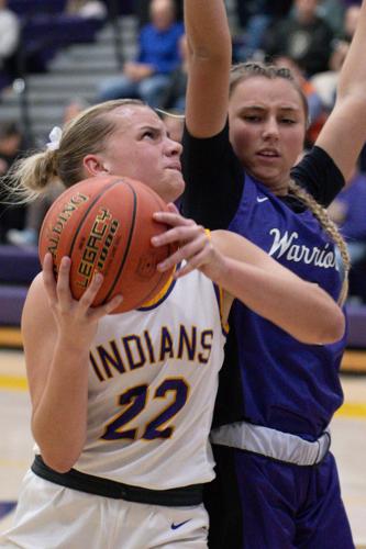 Indianola girls fall to Waukee | Multimedia | indianola-ia.com