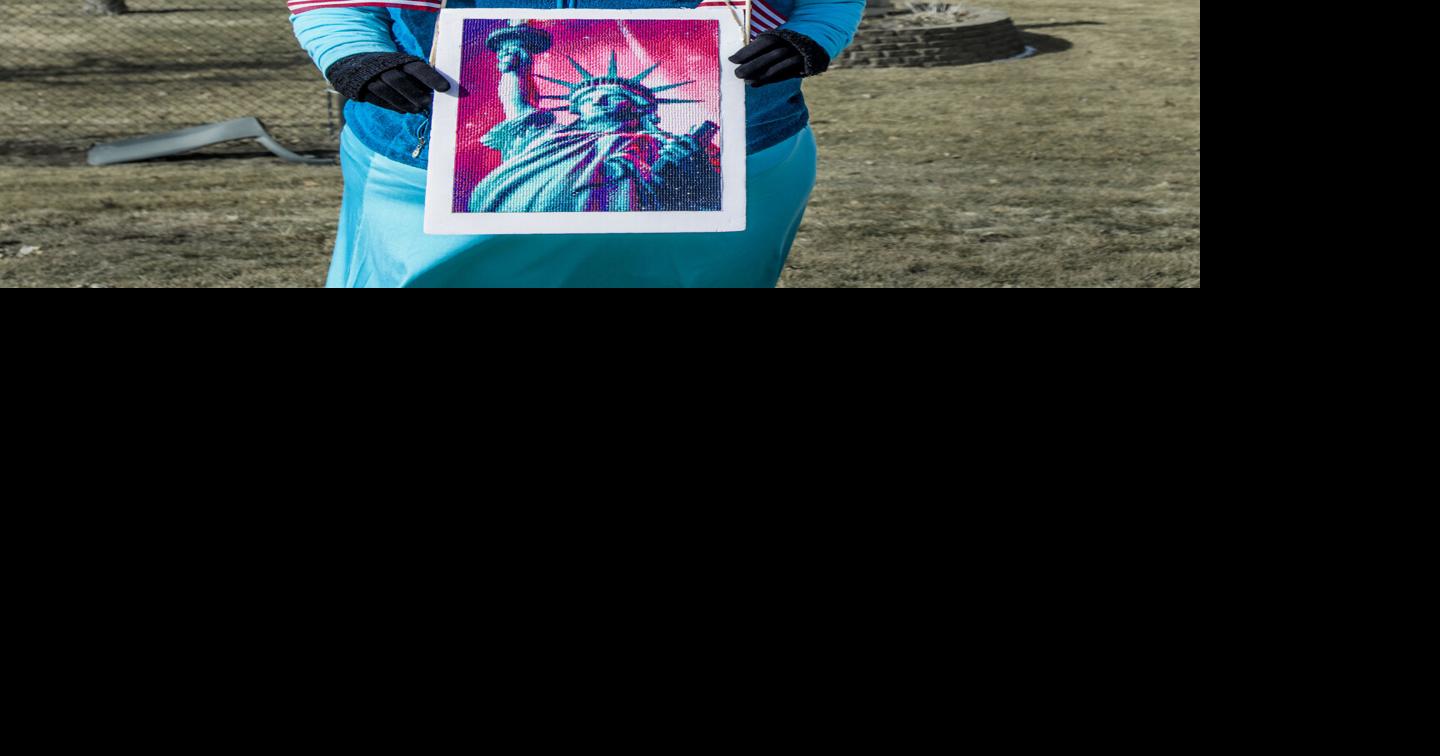 Saluting Lady Liberty | Multimedia | indianola-ia.com