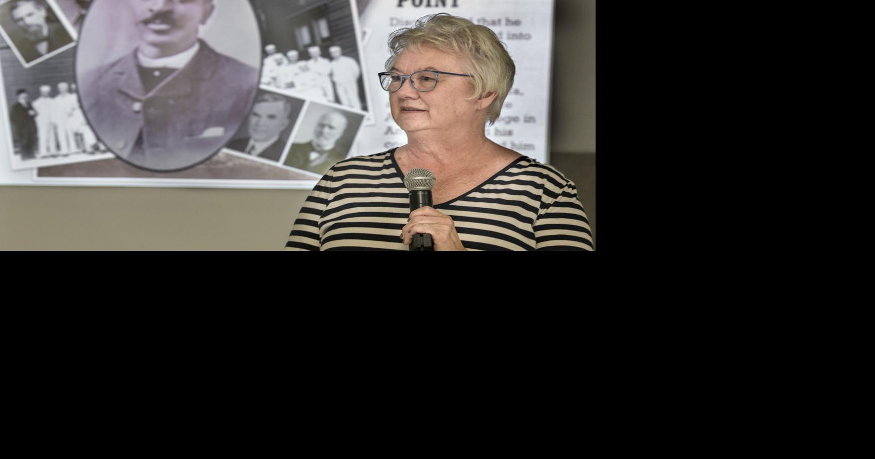 Historian speaks on Carver | | indianola-ia.com