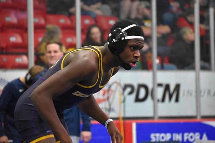 Indianola wrestlers head to Battle of Waterloo | Multimedia | indianola ...