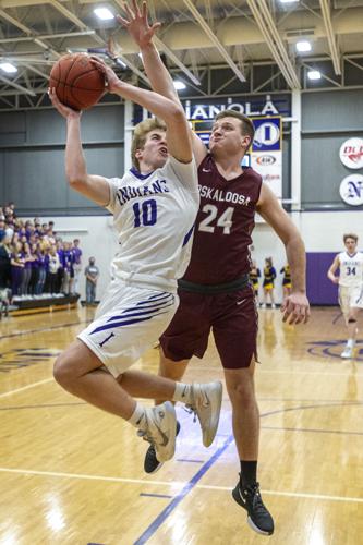 IHS boys overcome Osky | Multimedia | indianola-ia.com