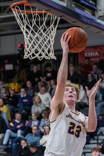 Indianola rolls over DCG thanks to 24-0 run | Sports | indianola-ia.com