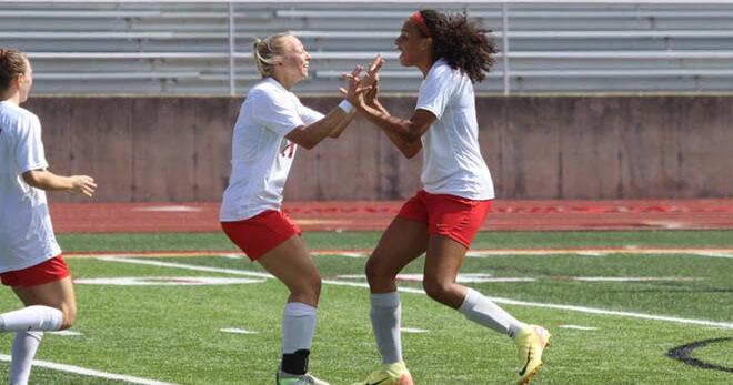 Simpson extends unbeaten streak at home to 15 games | Sports ...
