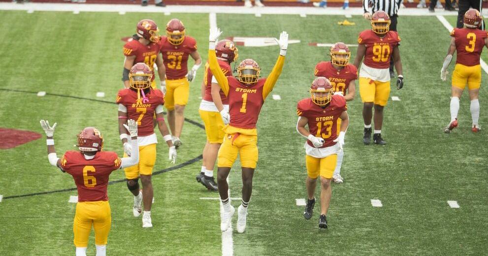 Simpson football hold off late rally for third win in a row | Sports ...