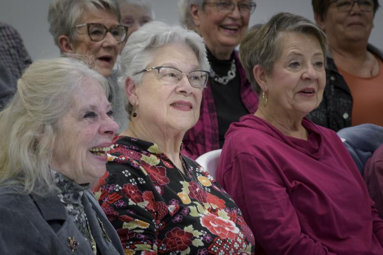 Colella wraps up holiday concert with stories of music, moves and ...