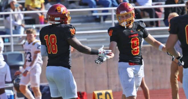 Simpson football: Storm beat Buena Vista with strong first half ...
