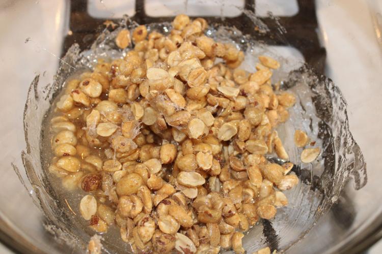 Donnette's peanut brittle | | indianola-ia.com