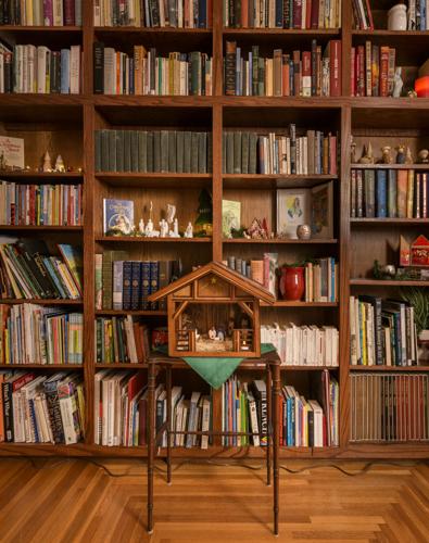 Waughs hope to share love of reading as they open for Tour of Homes ...