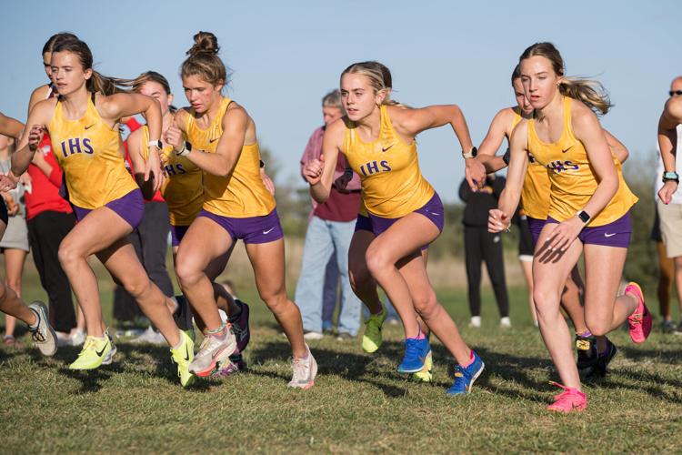 Indianola girls take third at Little Hawkeye cross country meet ...