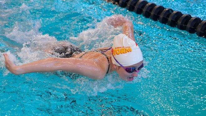 Both Storm swim teams open season in tri-meet | Sports | indianola-ia.com