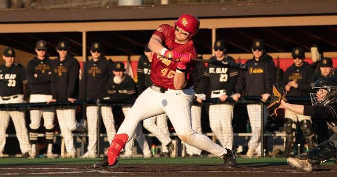 Simpson beats Augsburg 11-1 in home game at Fareway Fields in Norwalk | Sports | indianola-ia.com