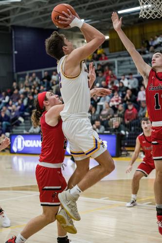Indianola boys get win over Newton | Sports | indianola-ia.com