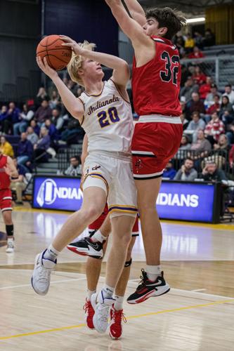 Indianola boys get win over Newton | Sports | indianola-ia.com