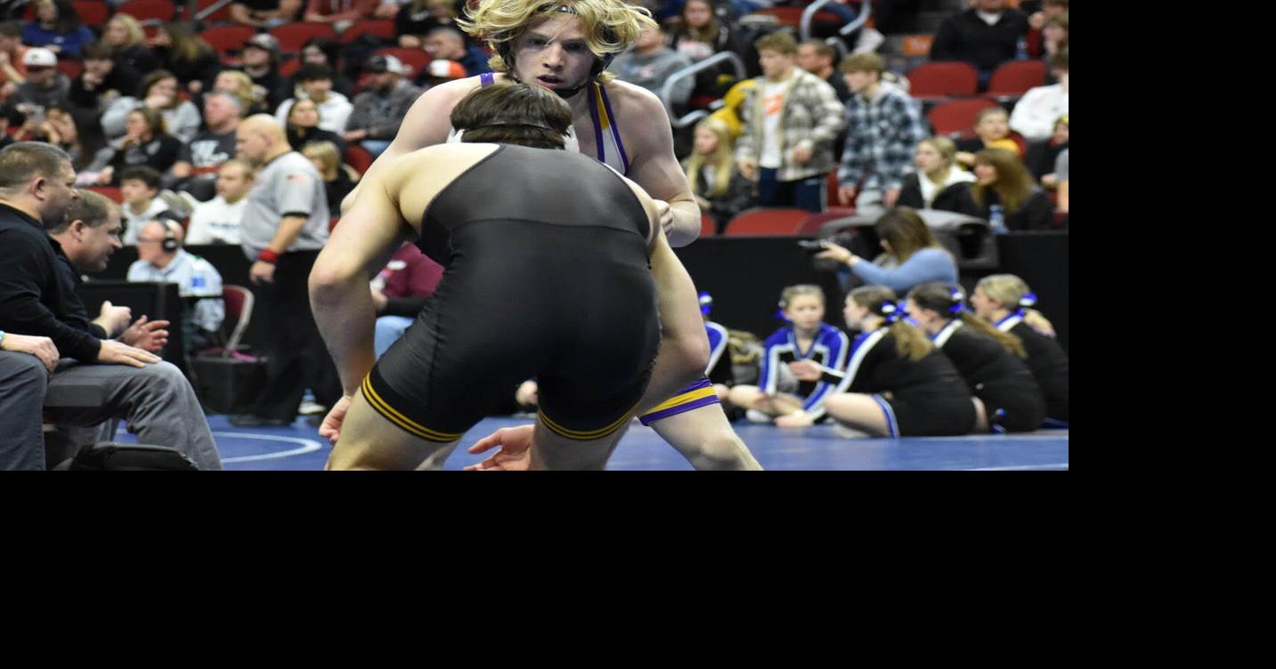 Ryder Downey heads to finals as Indianola wrestlers battle at State ...