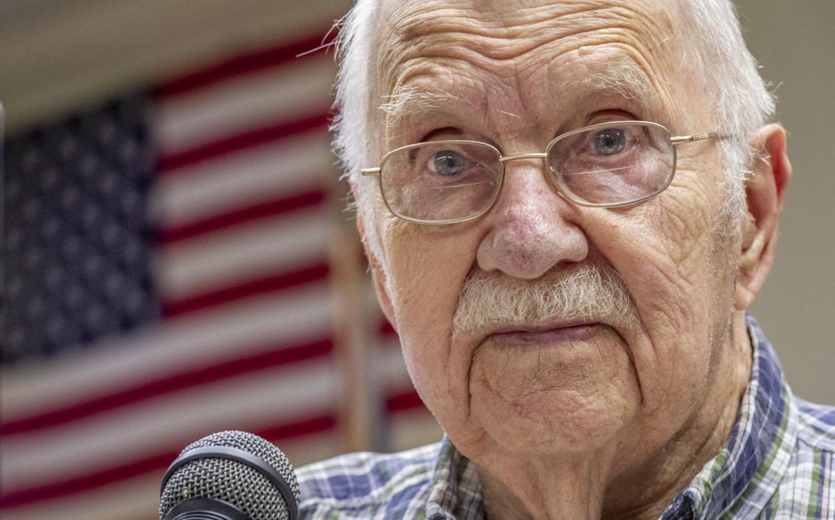 Following in Bob Davey's footsteps | Multimedia | indianola-ia.com