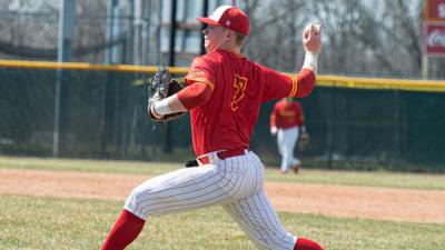 Simpson wins series finale against Wartburg | Sports | indianola-ia.com