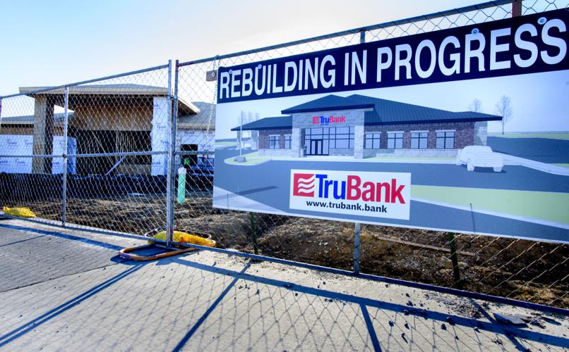 TruBank celebrates its old and new | News | indianola-ia.com