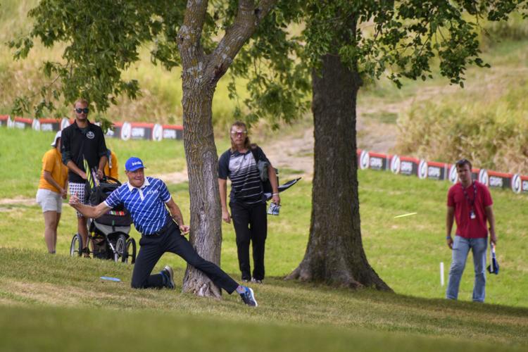 Disc golf competition brings crowd | Multimedia | indianola-ia.com