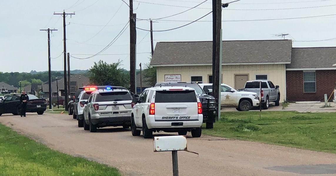 Man who allegedly shot Kemp police officer in custody following hours ...