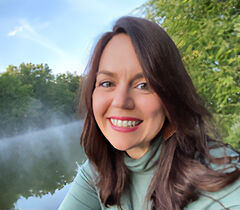 Amanda Valentine | People Moves | insideradio.com