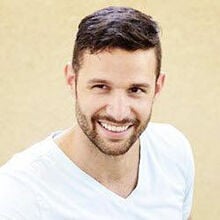 Podcast News Daily Q&A: Kast Media CEO Colin Thomson. | Podcast News ...