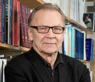 Harvard Professor Says Public Radio Can Fill In Newspaper Gaps. | Story ...