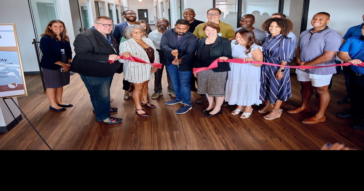 New Brooklyn Park Small Business Center fosters entrepreneurship | News ...