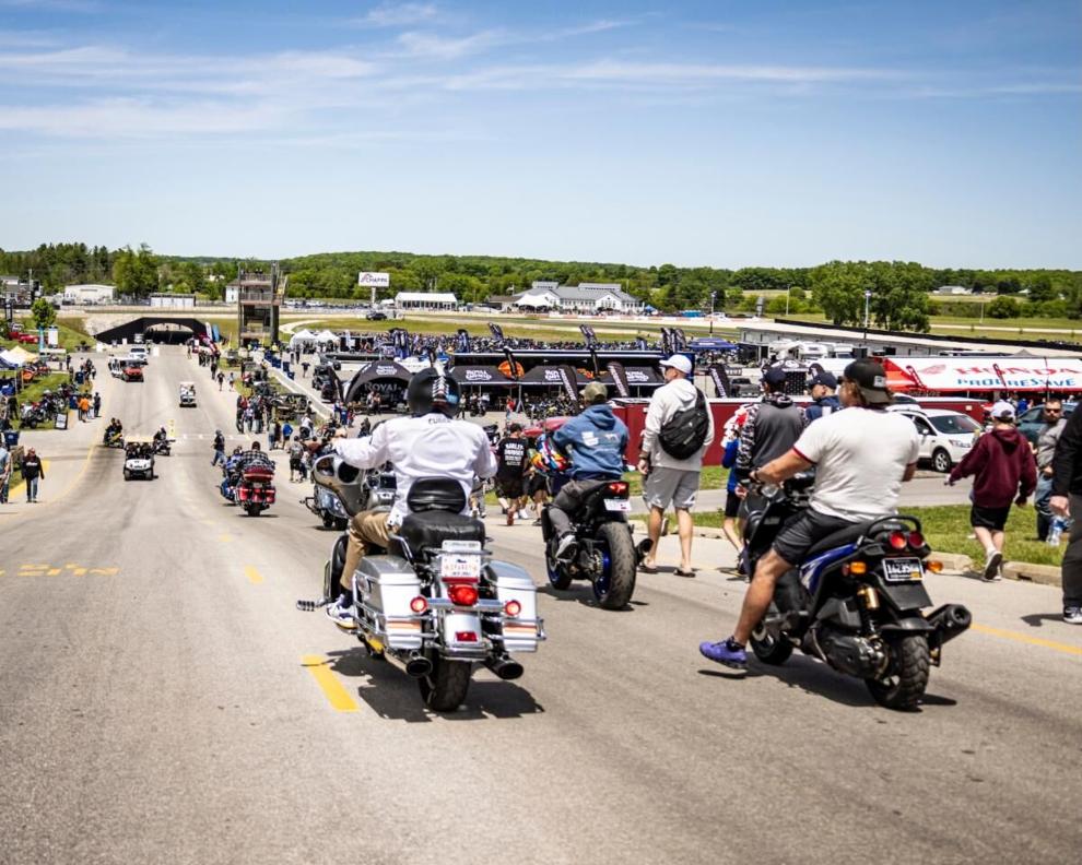 Road America sets motorcycle racing attendance record | Travel ...
