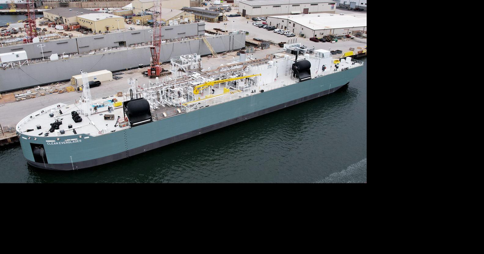Fincantieri delivers ocean-classed fuel barge in Sturgeon Bay | Latest ...