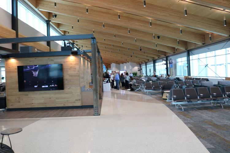 Take a look at the new Appleton airport concourse | Latest News ...