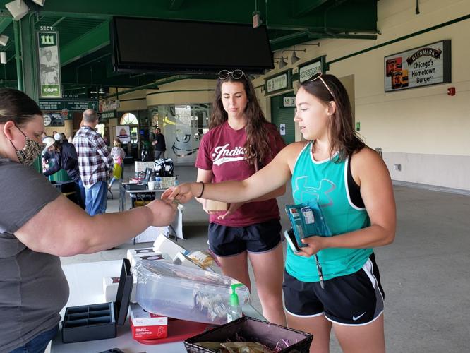 Fort Wayne's Farmers Market tries outoors air of Parkview Field ...