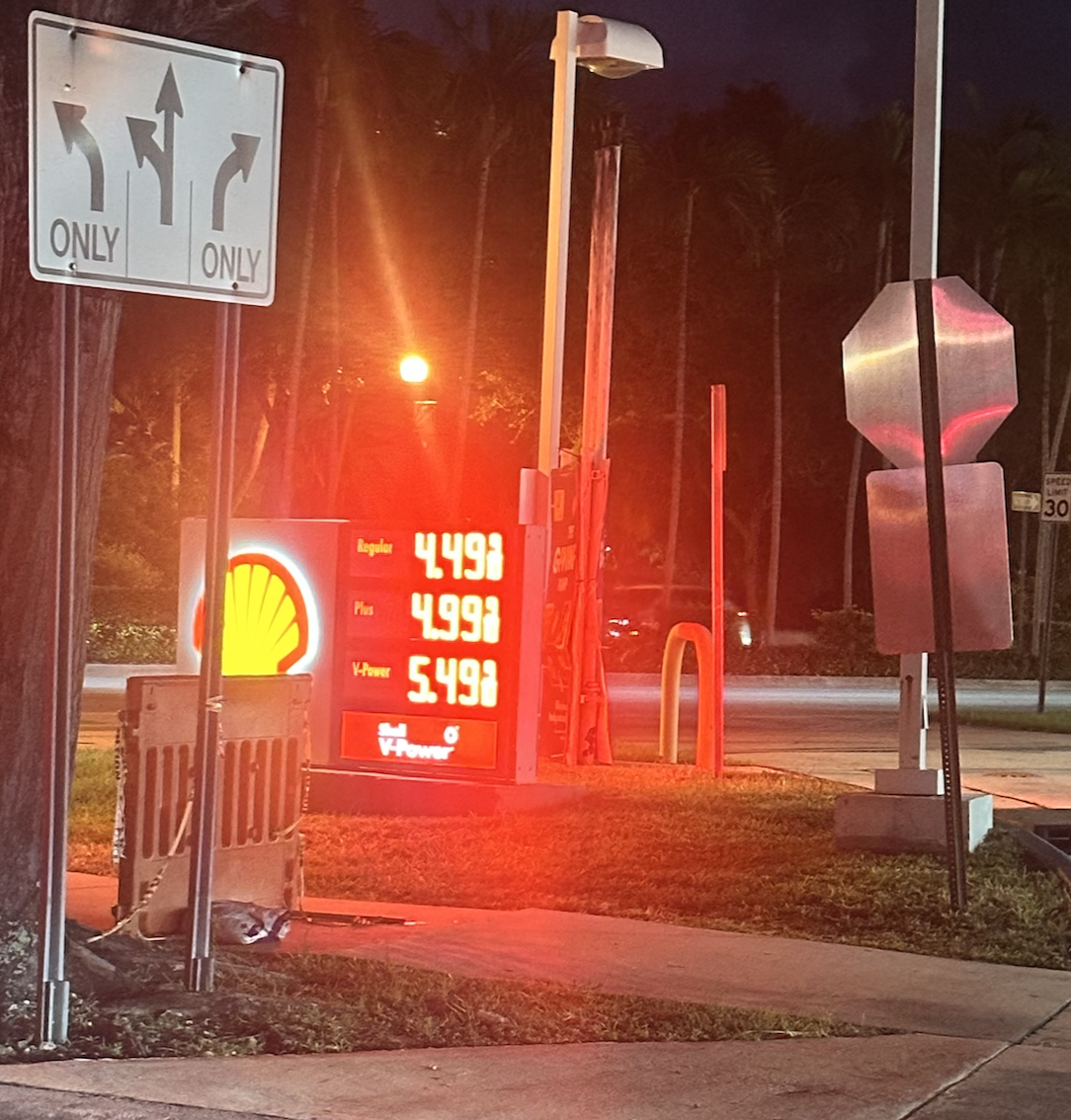 Miami gas prices jump as 2026 begins | Miami | islandernews.com
